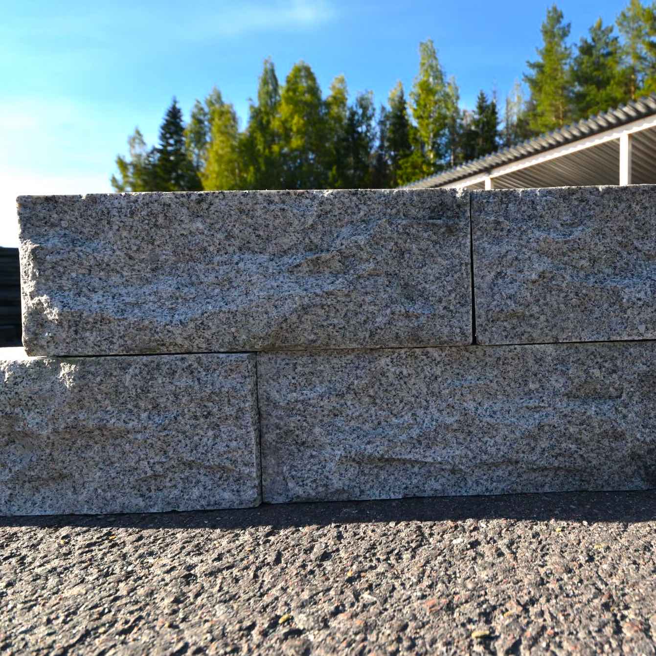 Muurikivi, Harmaa luonnonkivi graniitti, 39x20x14 cm - Kivitori ...